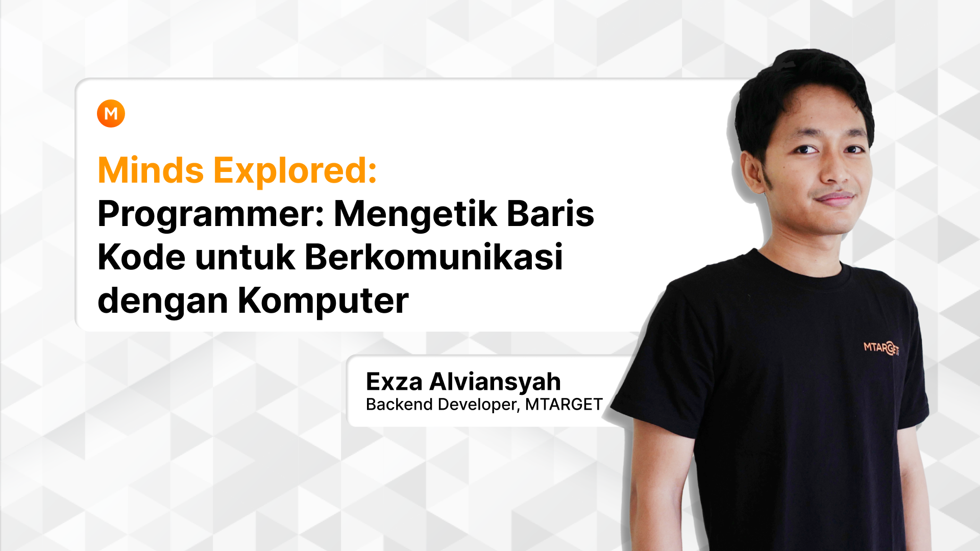 Programmer: Menulis Baris Kode untuk Berkomunikasi dengan Komputer